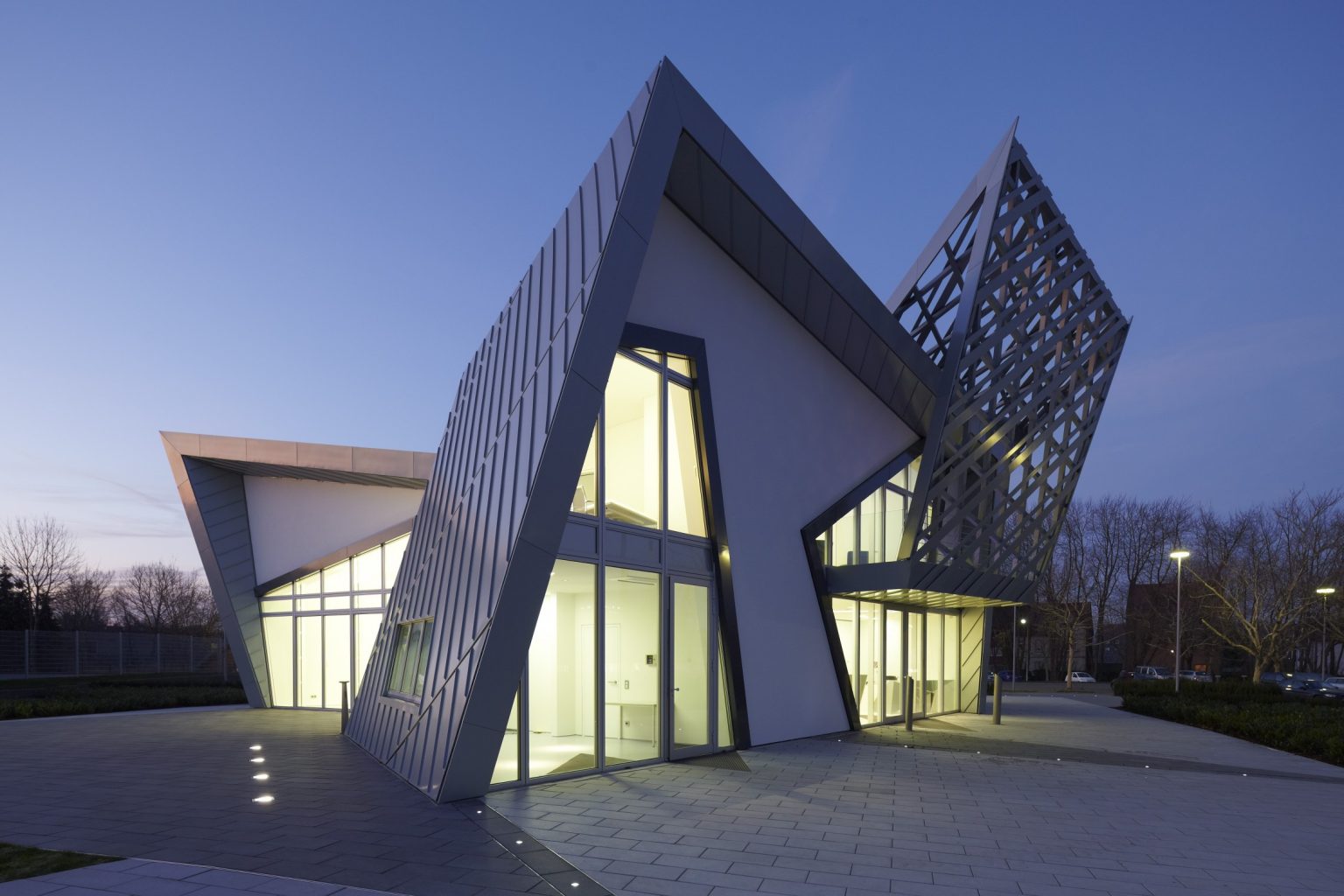 Conheça as obras arquitetônicas de Daniel Libeskind pela Alemanha